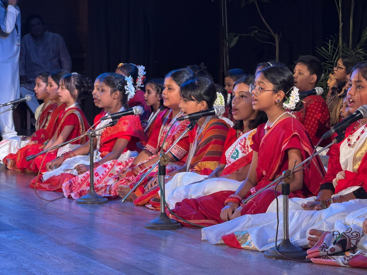 Chhayanaut’s Shikor holds vibrant welcome ceremony for children | The ...